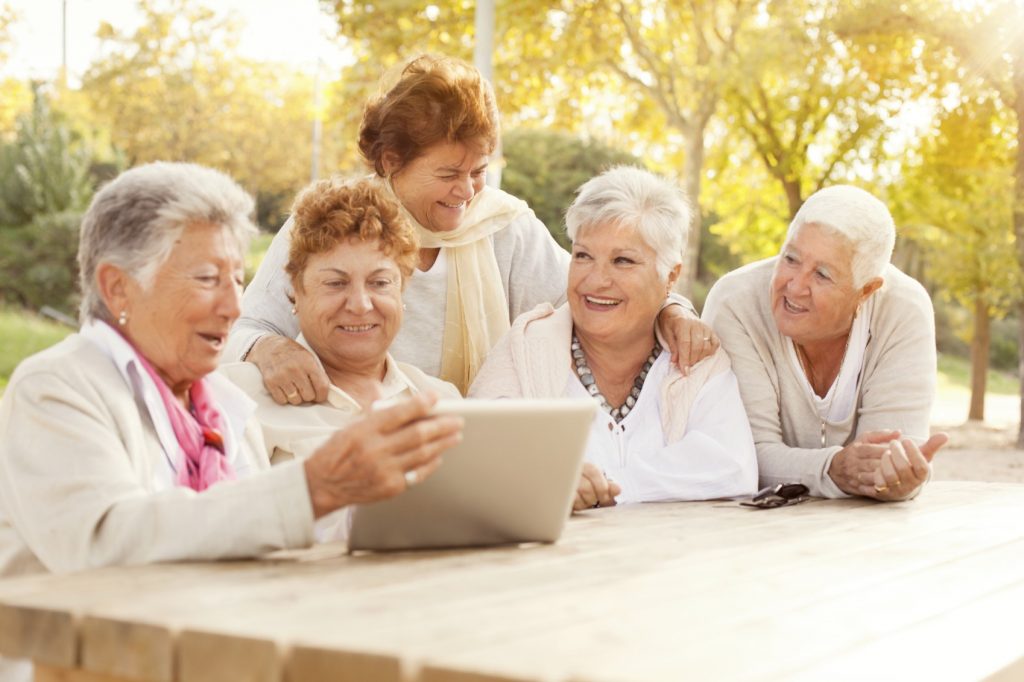 L’habitat participatif : une solution pour les séniors ? – ASDL