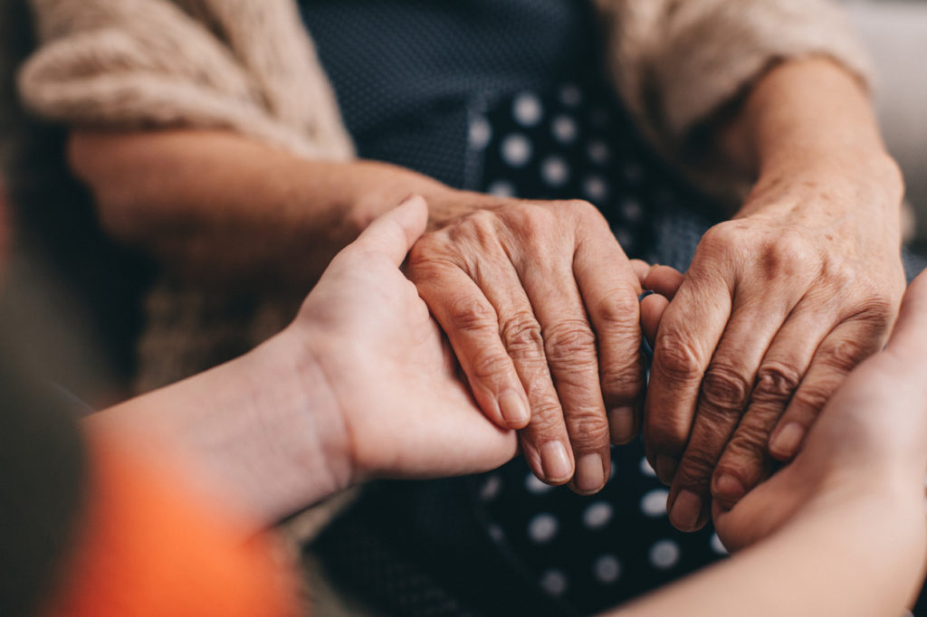1 Français sur 6 est aidant familial : vers une reconnaissance de ce ...